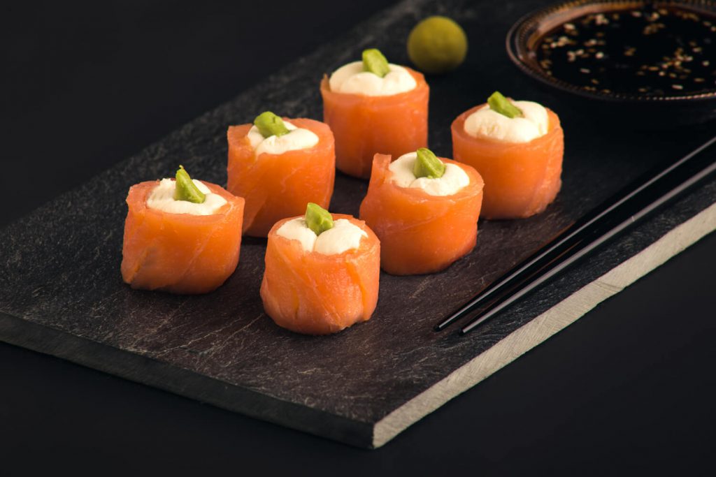 Geishas de Salmón Ahumado - Sushi Boom